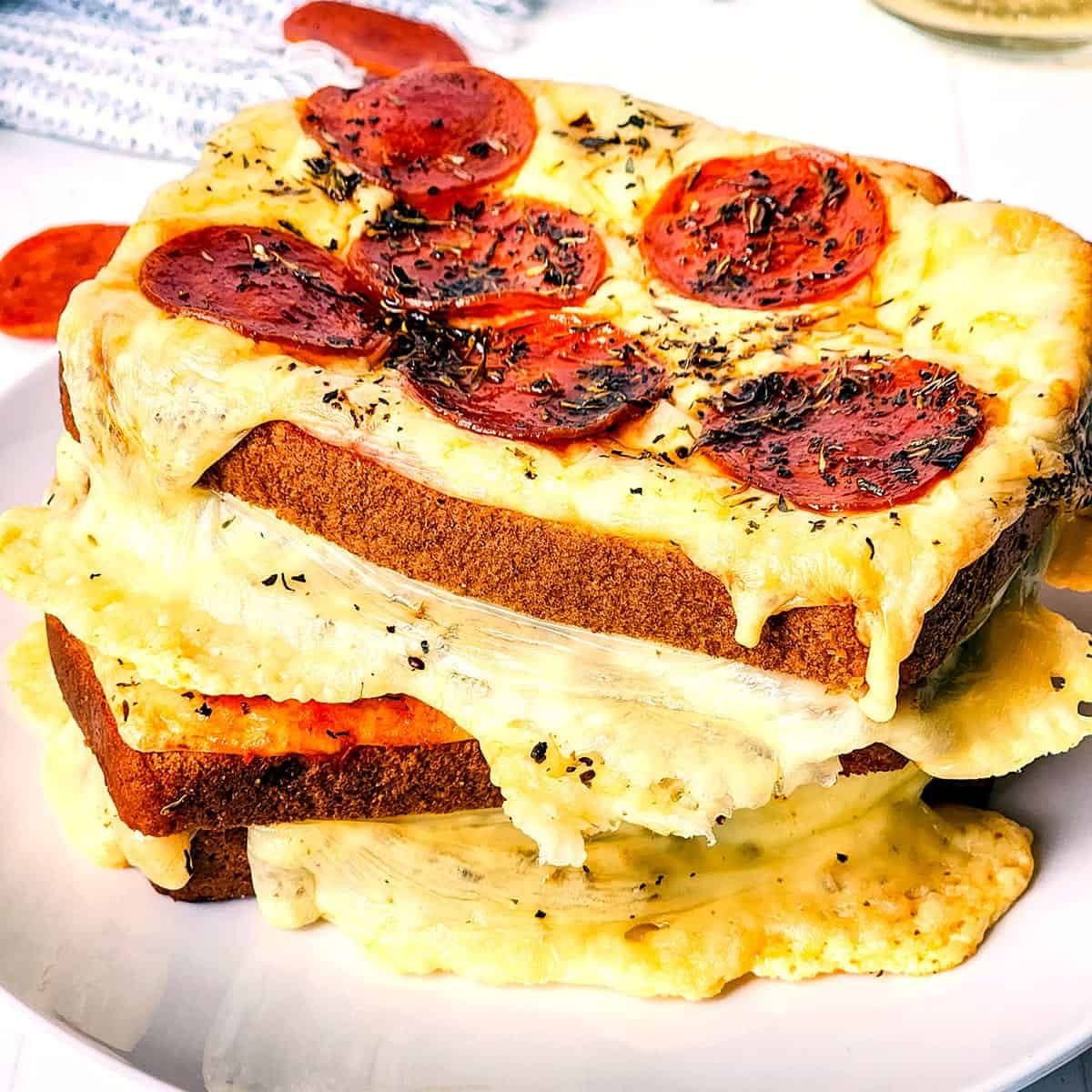 TikTok Pizza Lava Toast